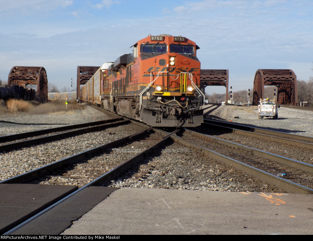 BNSF 6753